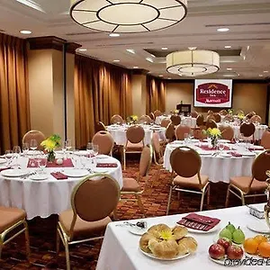 Residence Inn By Marriott Toronto Downtown / Entertainment District: 4 ...